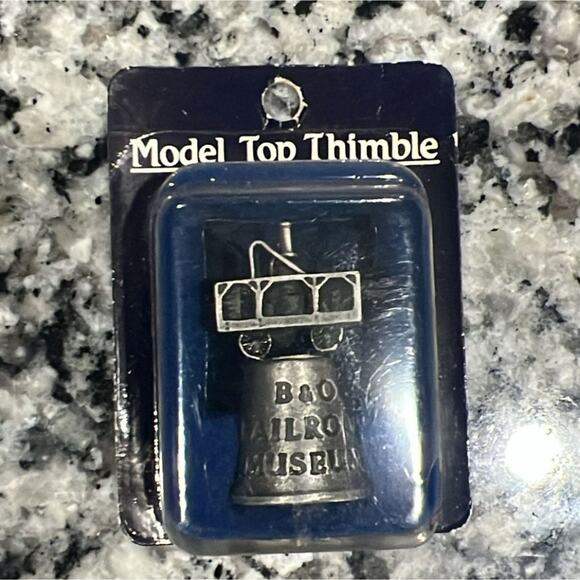 Model Top Thimble | Other | Vintage Model Top Thimble Made In Gt ...